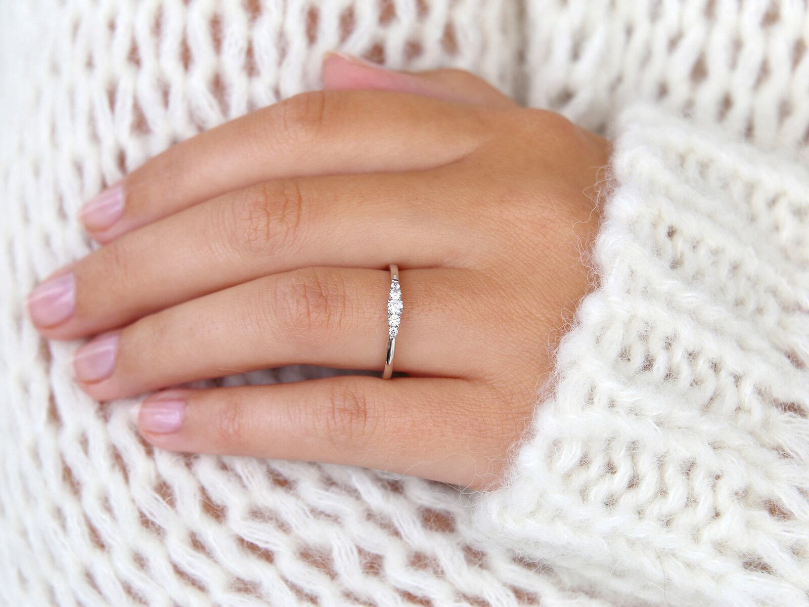 Diamantring 5 Diamonds mit fünf funkelnden Diamanten