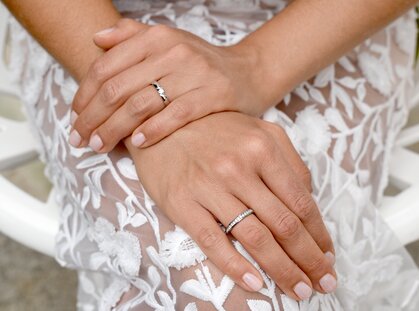 Spannring Italic mit Diamant zur Verlobung kaufen